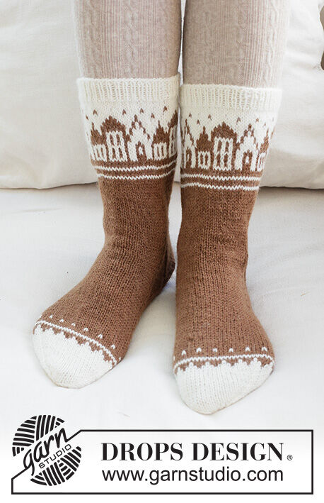 Knitting Patterns Galore - Frosty Town Socks